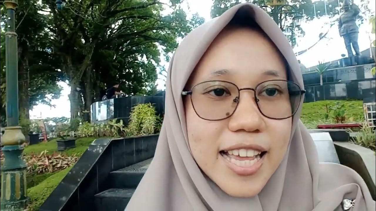 Fitri Wahyuni (222021) UAS Al Arabiya Lil Athfal السياحة في جام جادنغ - YouTube