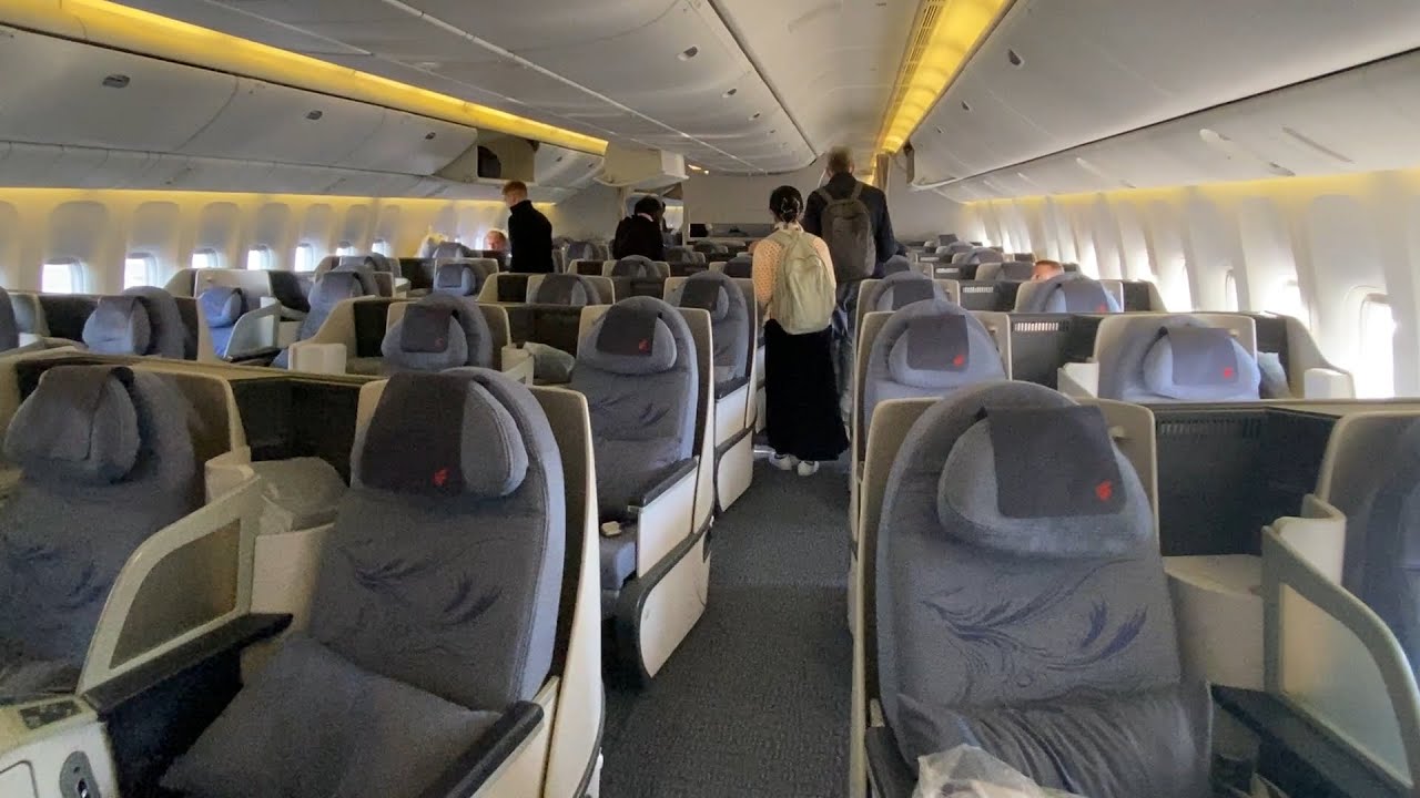 Air China flight CA772 FRANKFURT SHENZEN in Business Class - YouTube