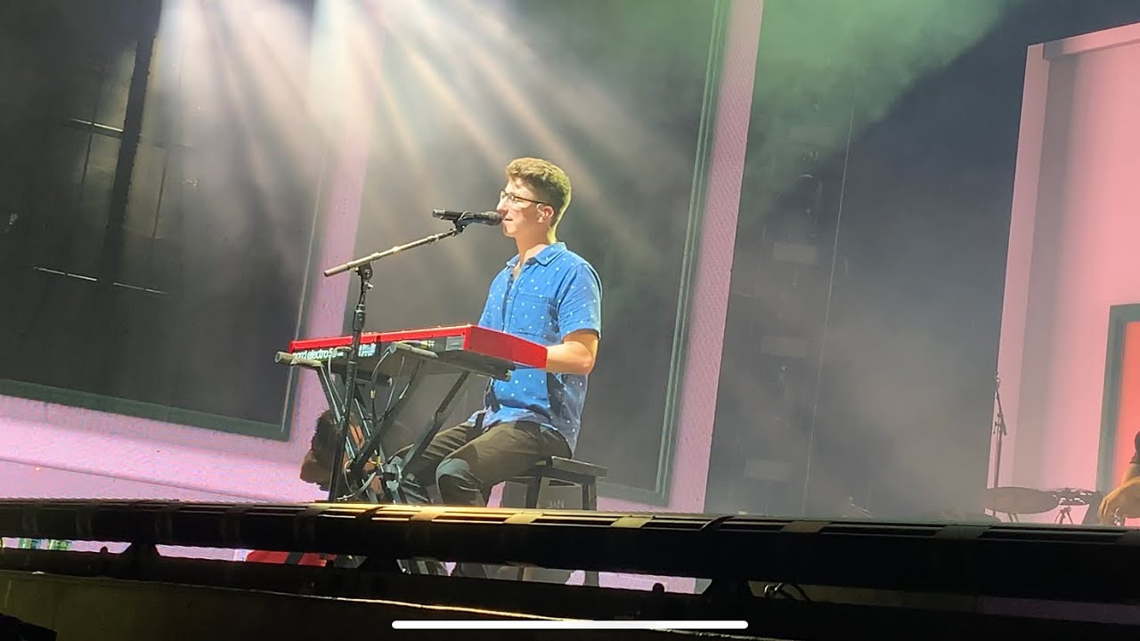 AJR in Jacksonville - Joe - YouTube