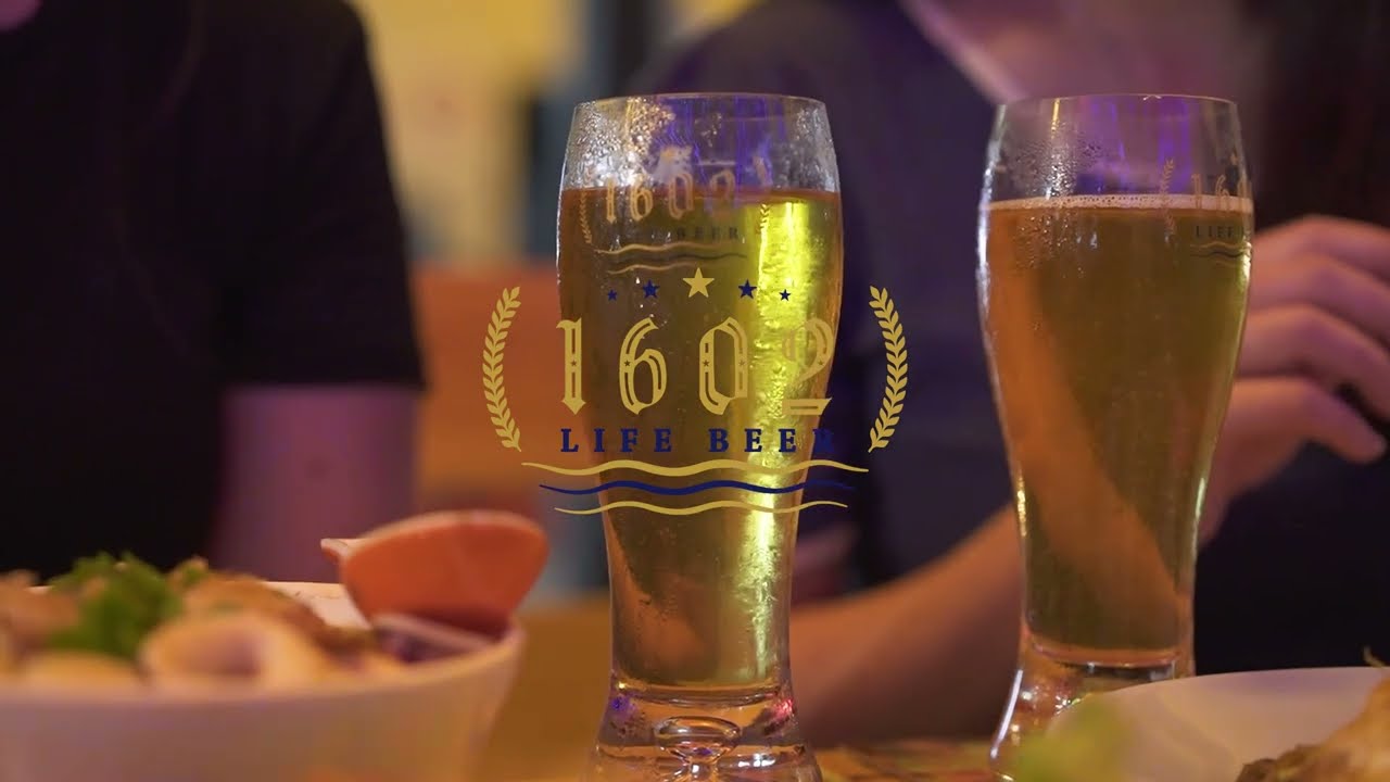 1602 Craft Beer [ Moyan Coffee House Food Court ] - YouTube