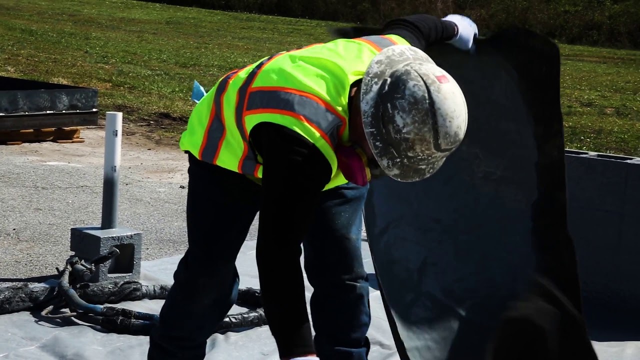 BCI - Industrial Coatings - Creating a Liner in the Field with SC 3900 ...