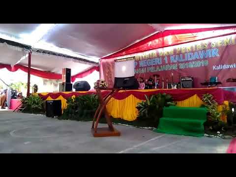 Wayang sandosa siswa SMPN 1 Kalidawir - YouTube