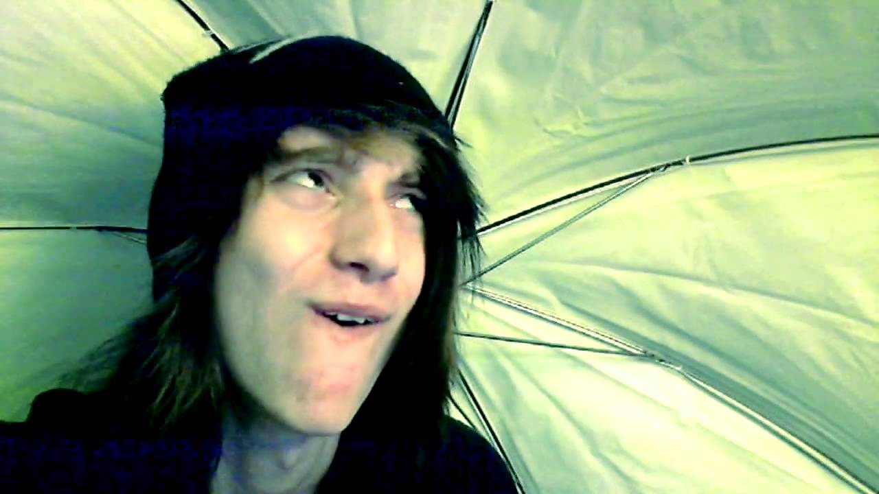 Miami zombie eats mans face - YouTube