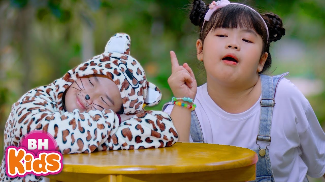 Bài Hát Thiếu Nhi Mèo Lười Nằm Suốt Cả Ngày - Nhạc Thiếu Nhi Con Mèo ...