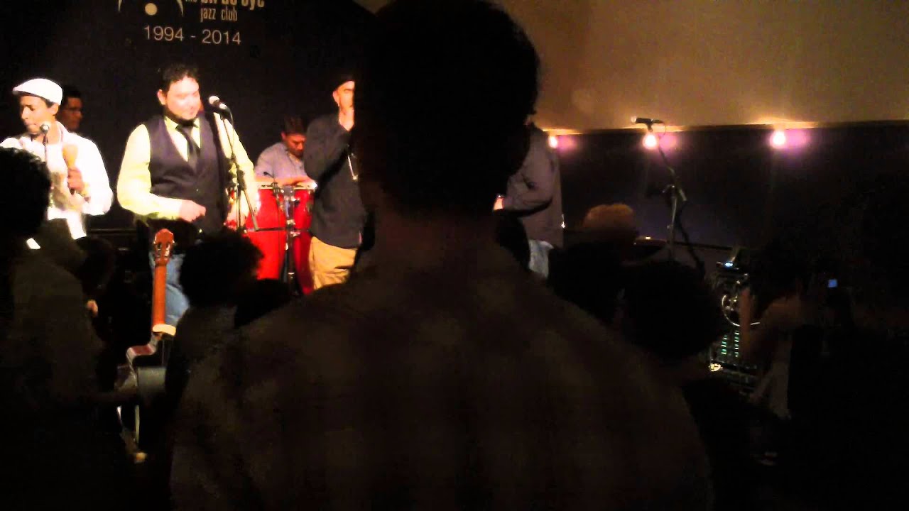 Jam Conga Part 1 - YouTube