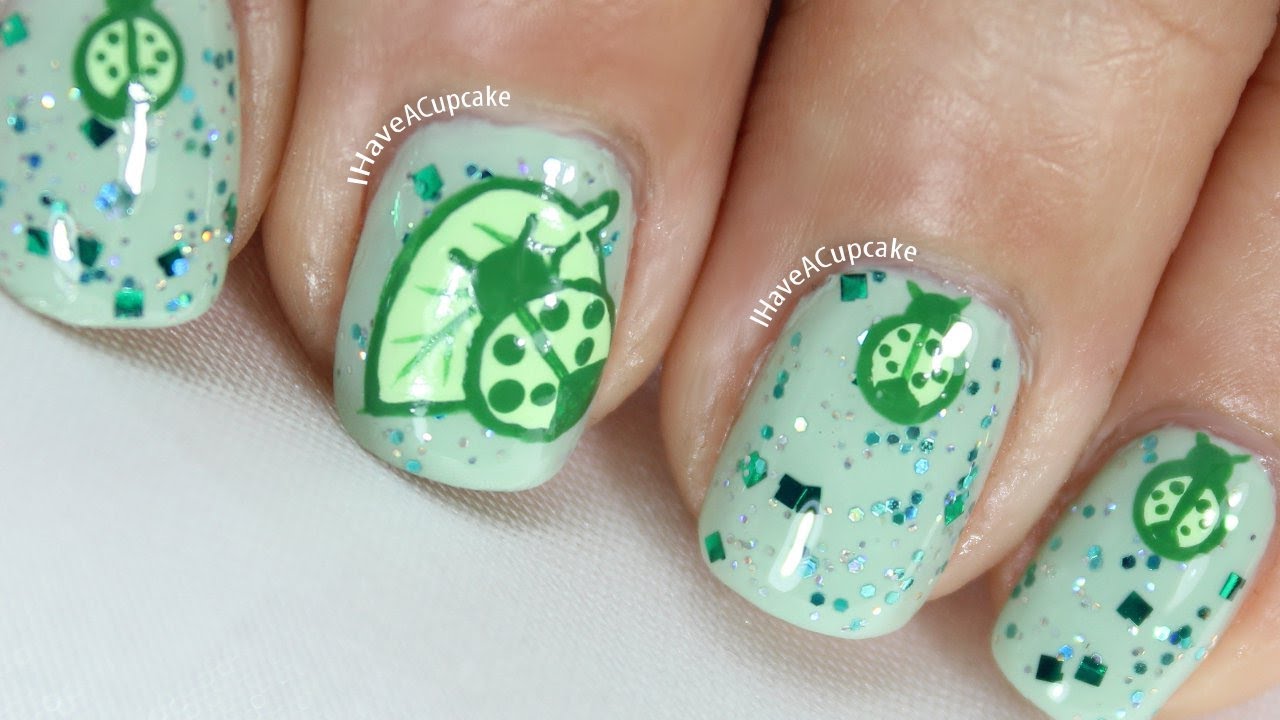 Green Lady Bug Nail Art - YouTube