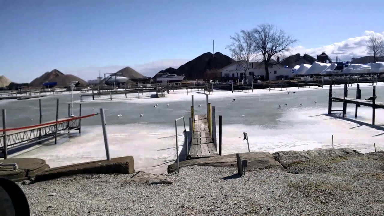 Early spring day Conneaut Lake Erie - YouTube
