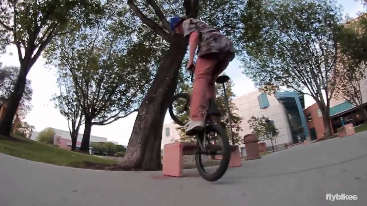 Devon Smillie - Signature line - YouTube