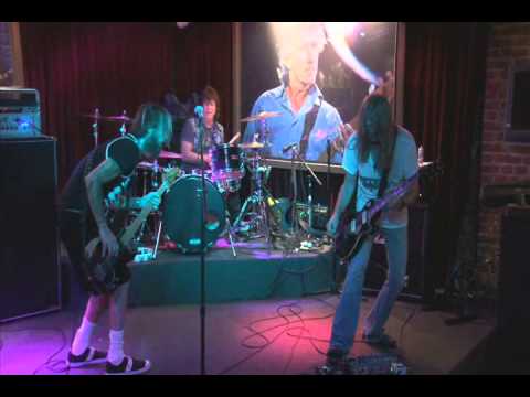 Every Other Monday @ Burbank Bar & Grill - YouTube