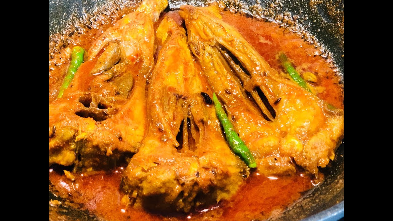 Chittol Macher Kalia | Chital Fish Curry | Clown Knife Fish Curry | AD ...