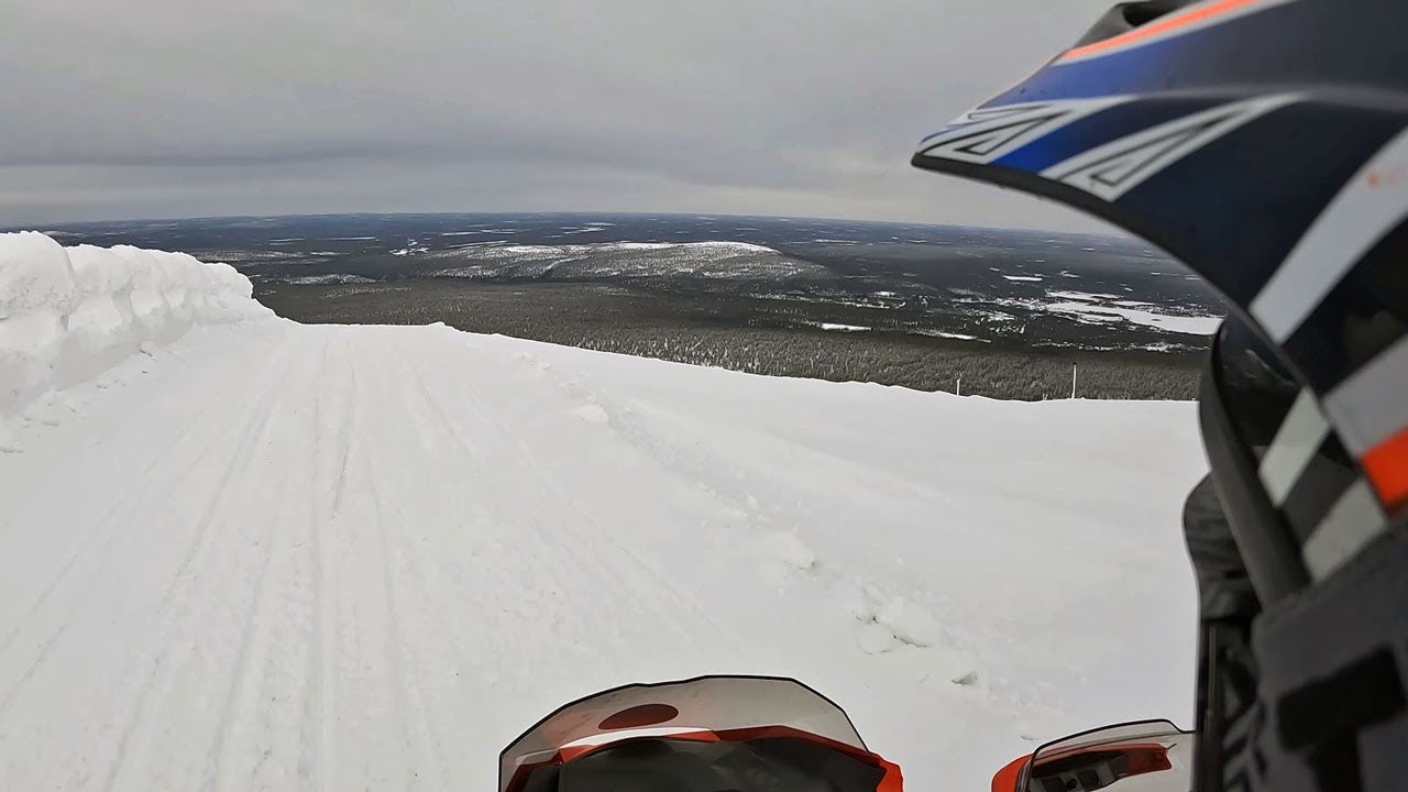 Kelkkailua: Ylläs-Muonio-Ylläs — Snowmobile ride in Yllas and Muonio ...
