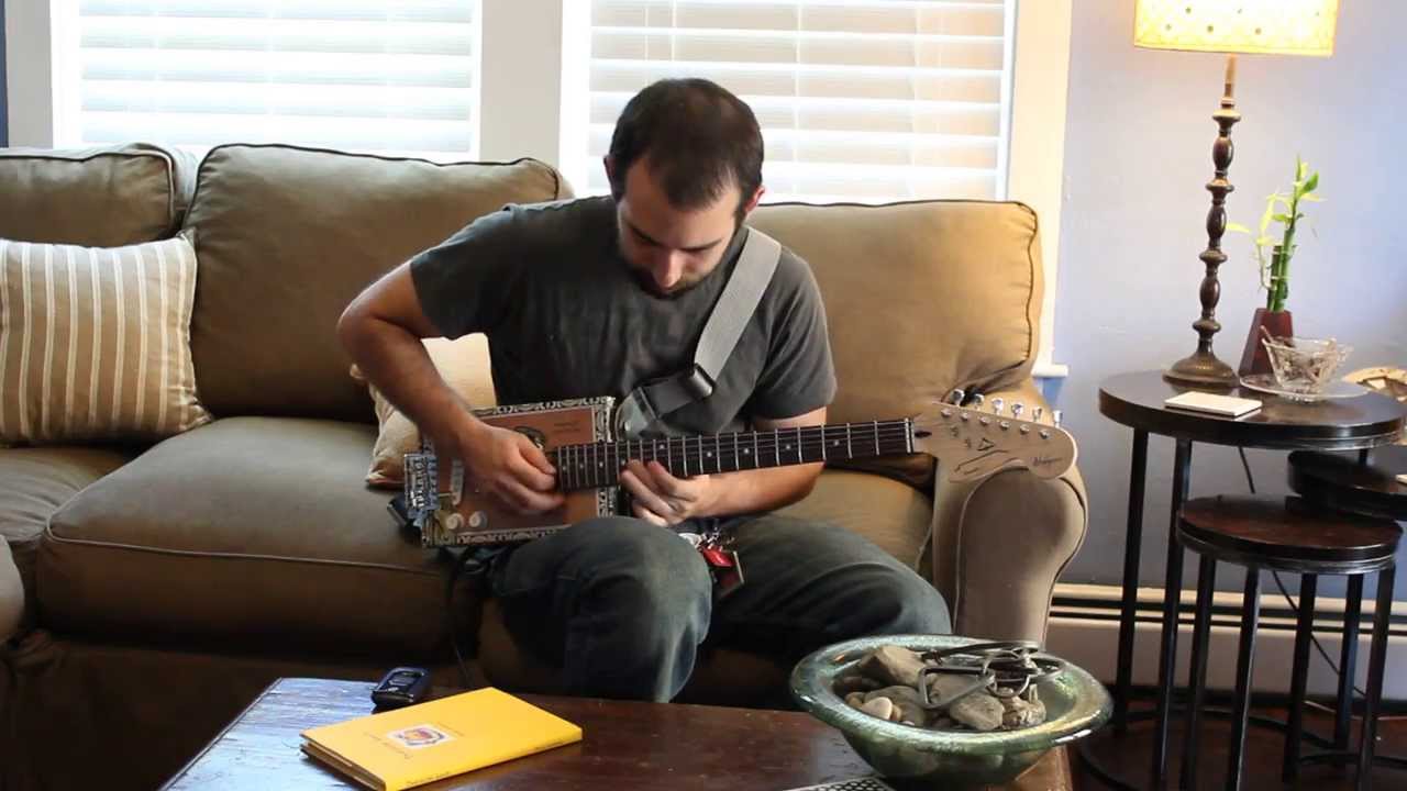 6 String cigar box guitar - YouTube