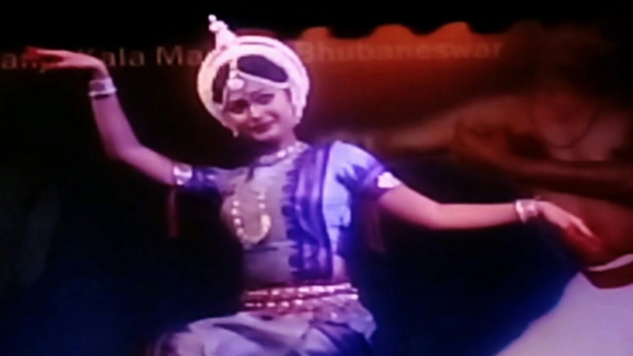 Odissi Dancer Anisha Sinha, Daughter of World Famous Odissi Dancer Guru ...
