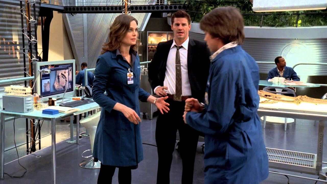 Season 2 Episode 10: The Headless Witch in the Woods - YouTube