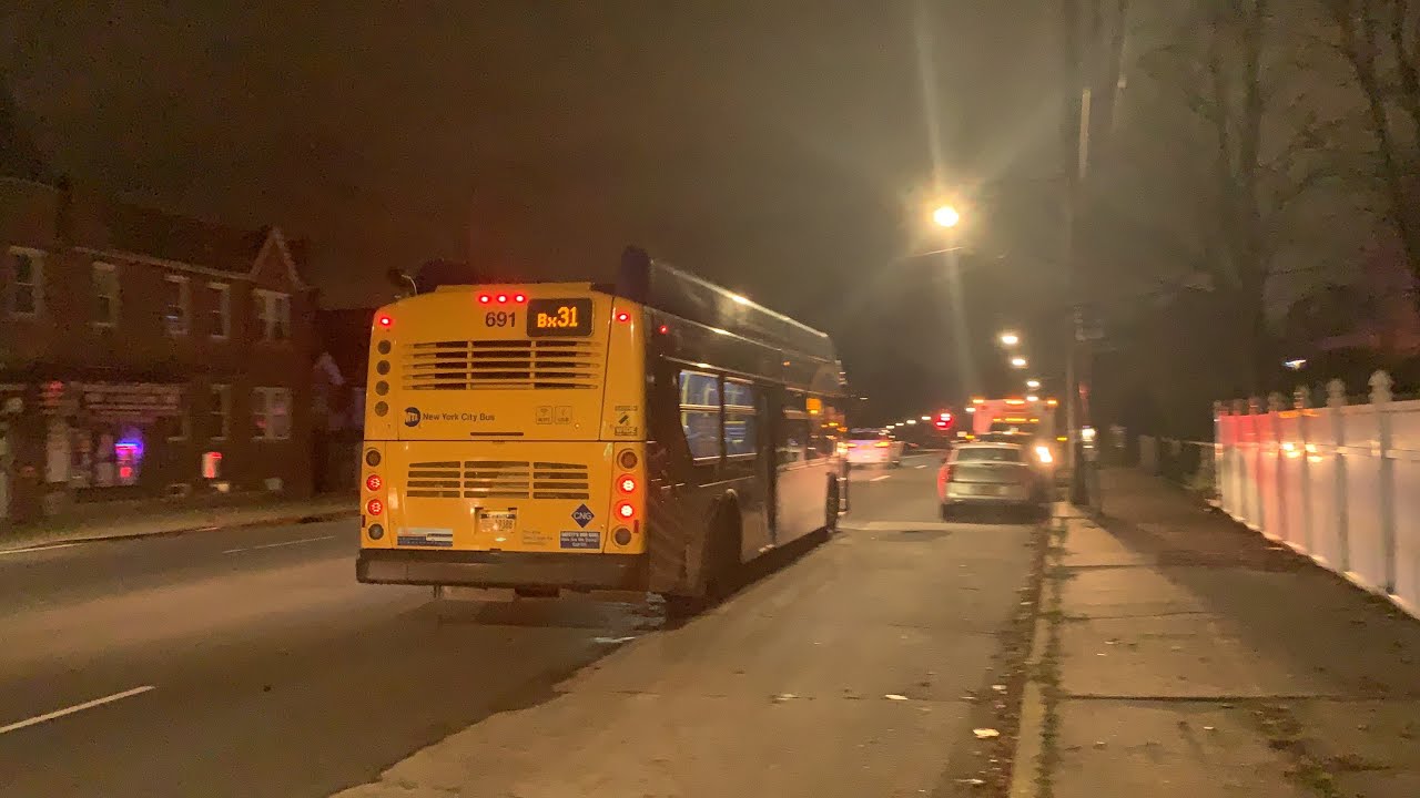 MTA NYCT Bus: 2016-2017 New Flyer XN40 #691 on the Bx31 - YouTube