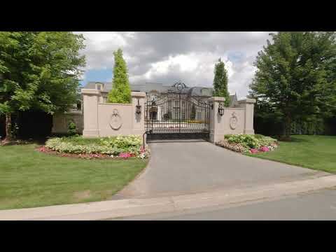 Toronto's richest neighborhood! - YouTube