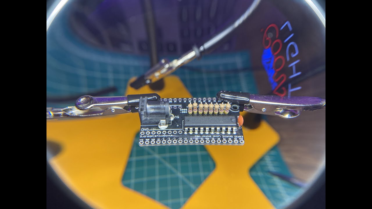 WLED Sound Reactive Test - YouTube