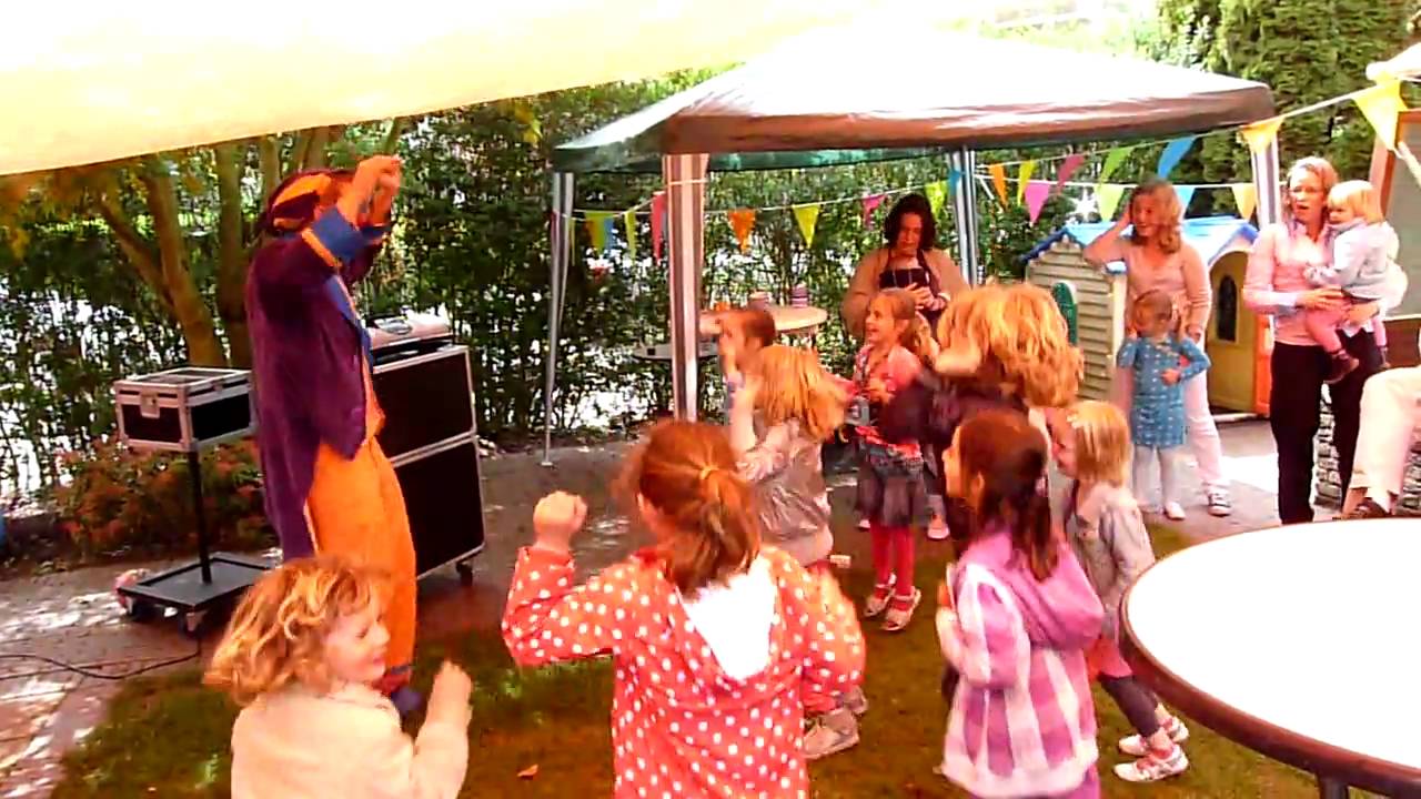 Lentefeest met Clown Noni (deel 2) - YouTube