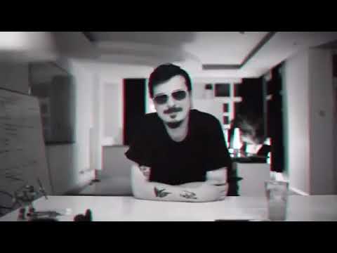 Kimsenin Umrunda Değilsiniz Bunuda Unutmayın