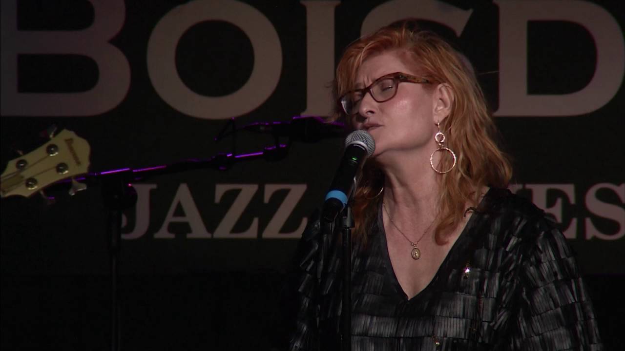 Eddi Reader at Boisdale Music Awards 2016 - YouTube
