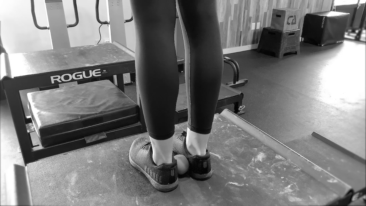 Heel Squeeze Calf Raise - YouTube