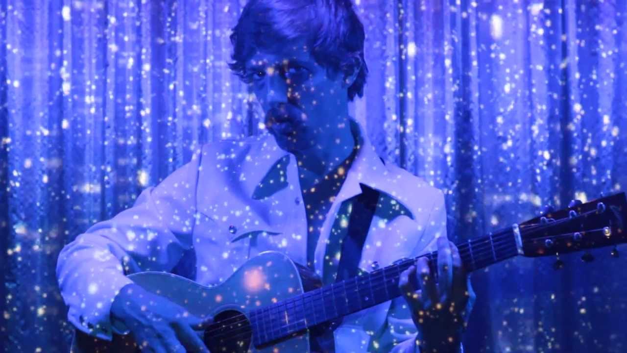 Milo Jones "Snow" (HD) - YouTube