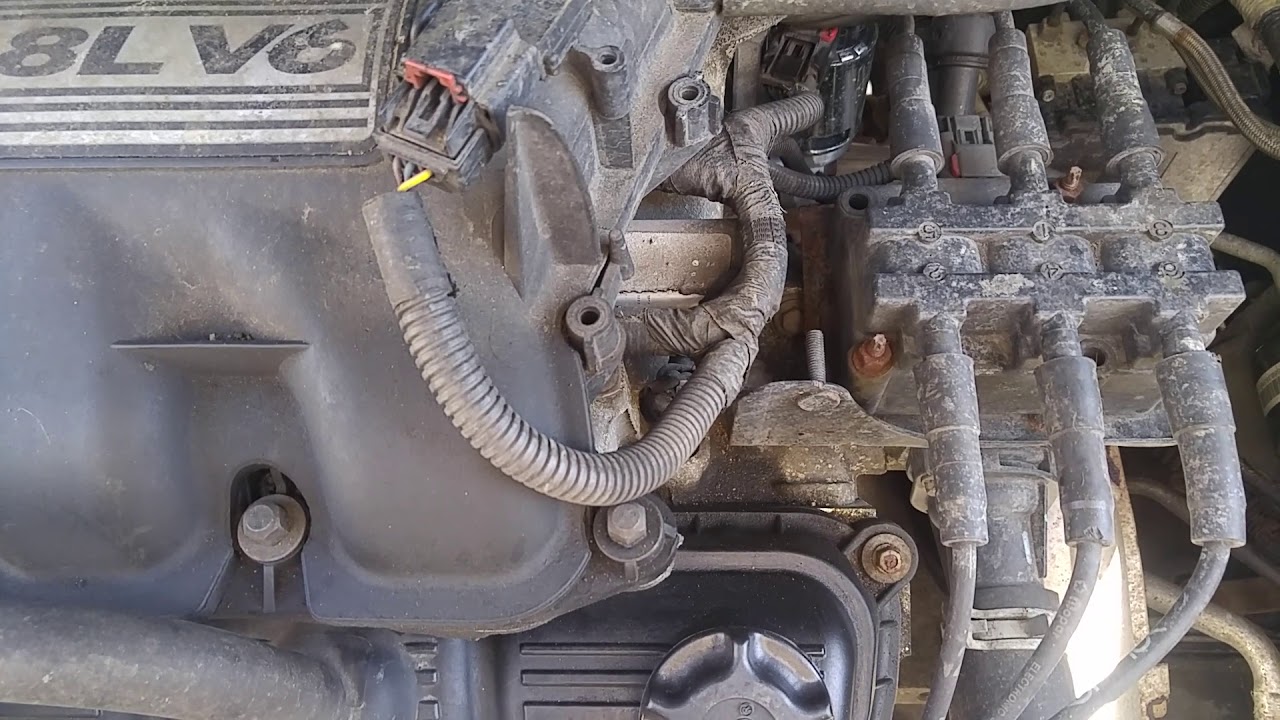 Chrysler 3.8L Tick, engine revving(1) - YouTube