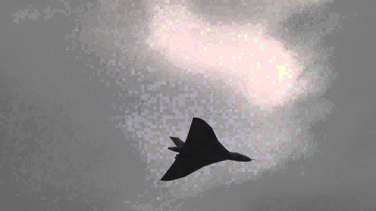 Vulcan over Essex - YouTube
