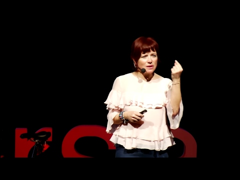 Egzoz Kokusuna Karşı Parfüm Kokusu - Süslü Kadınlar Bisiklet Turu | Sema Gür | TEDxBursa