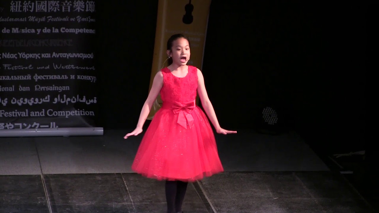 Abby-I was born to entertain (Ruthless the Musical) - YouTube