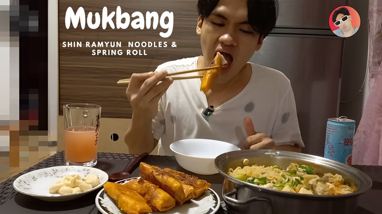 Real mukbang:) Shin Ramyun noodles + spring roll recipe( simple ...