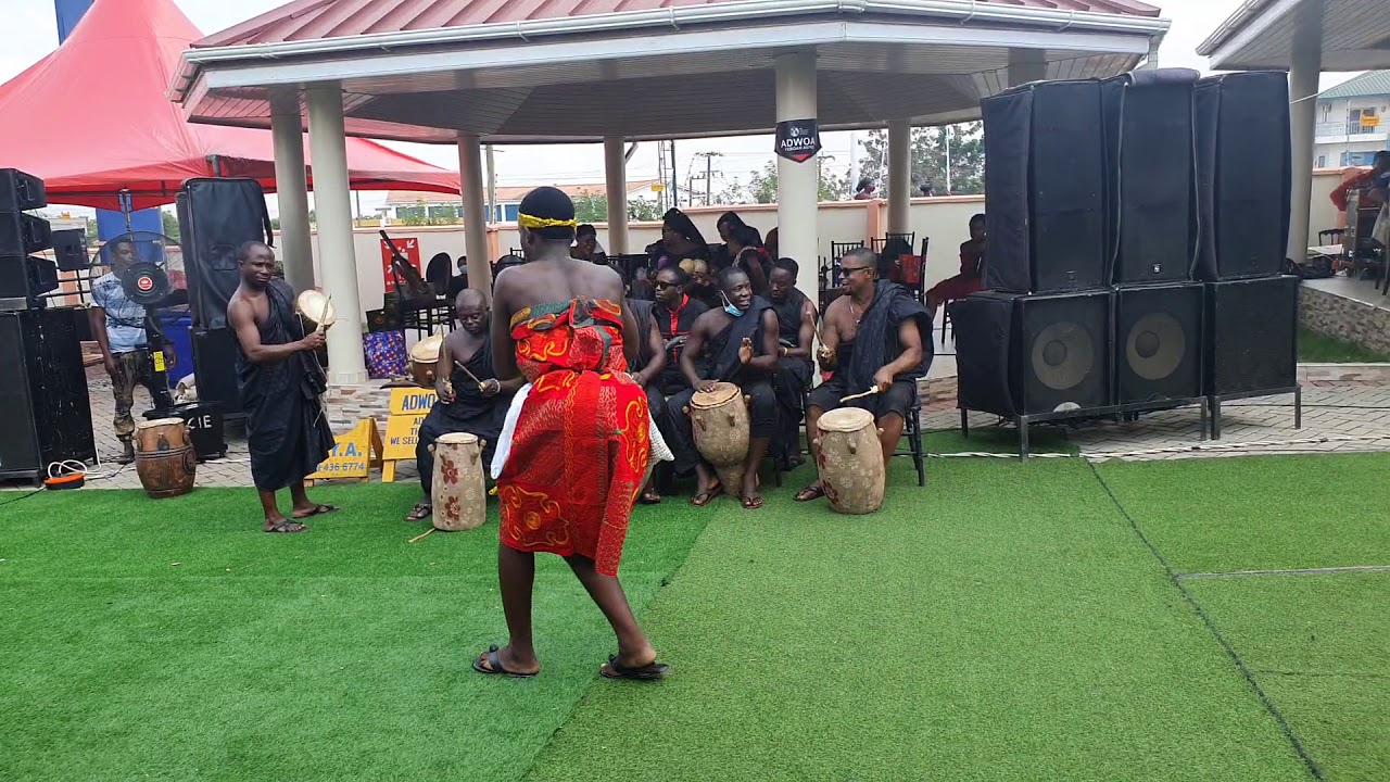 Beautiful Traditional Kete dance from Gh - YouTube