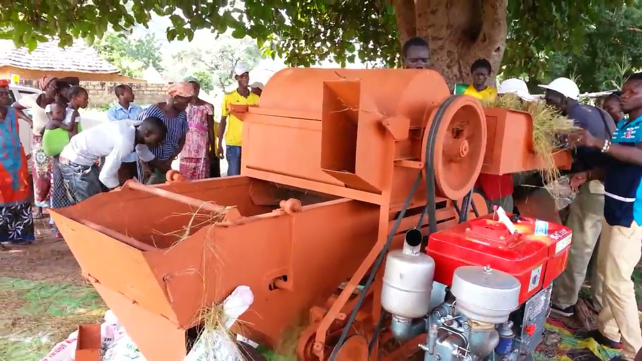 Agriculture - machine - Batteuse - riz - YouTube