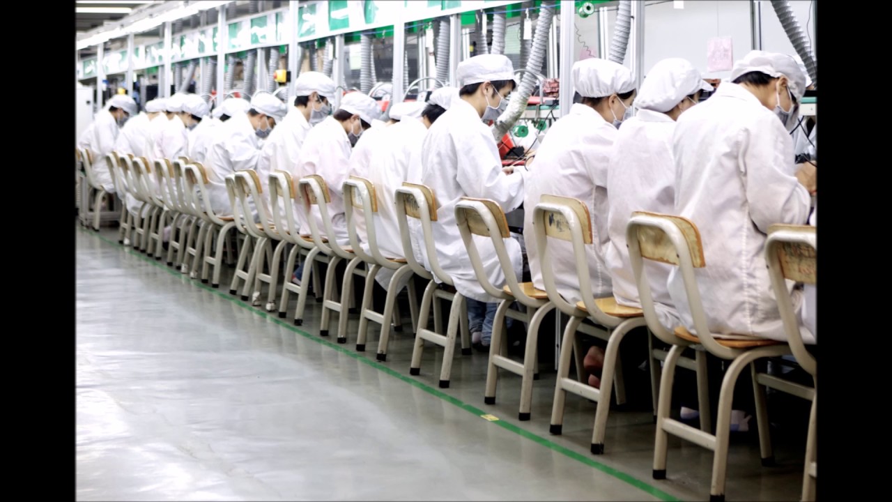 Life and death in Apple’s forbidden city - YouTube