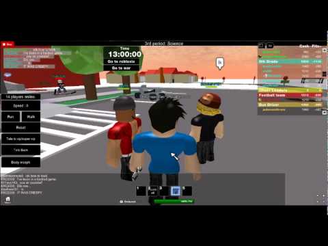 Chilling in Roblox Jr High Scholl - YouTube