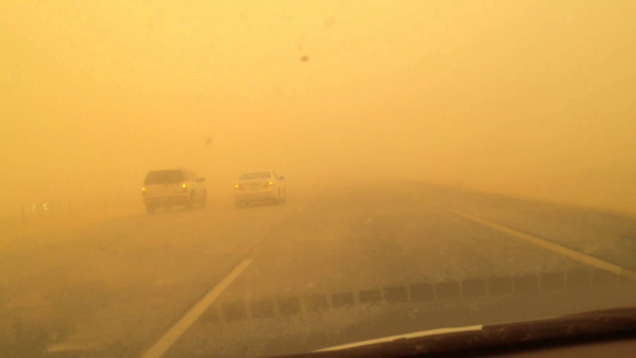 Sandstorm on Riyadh - Dammam Highway - YouTube