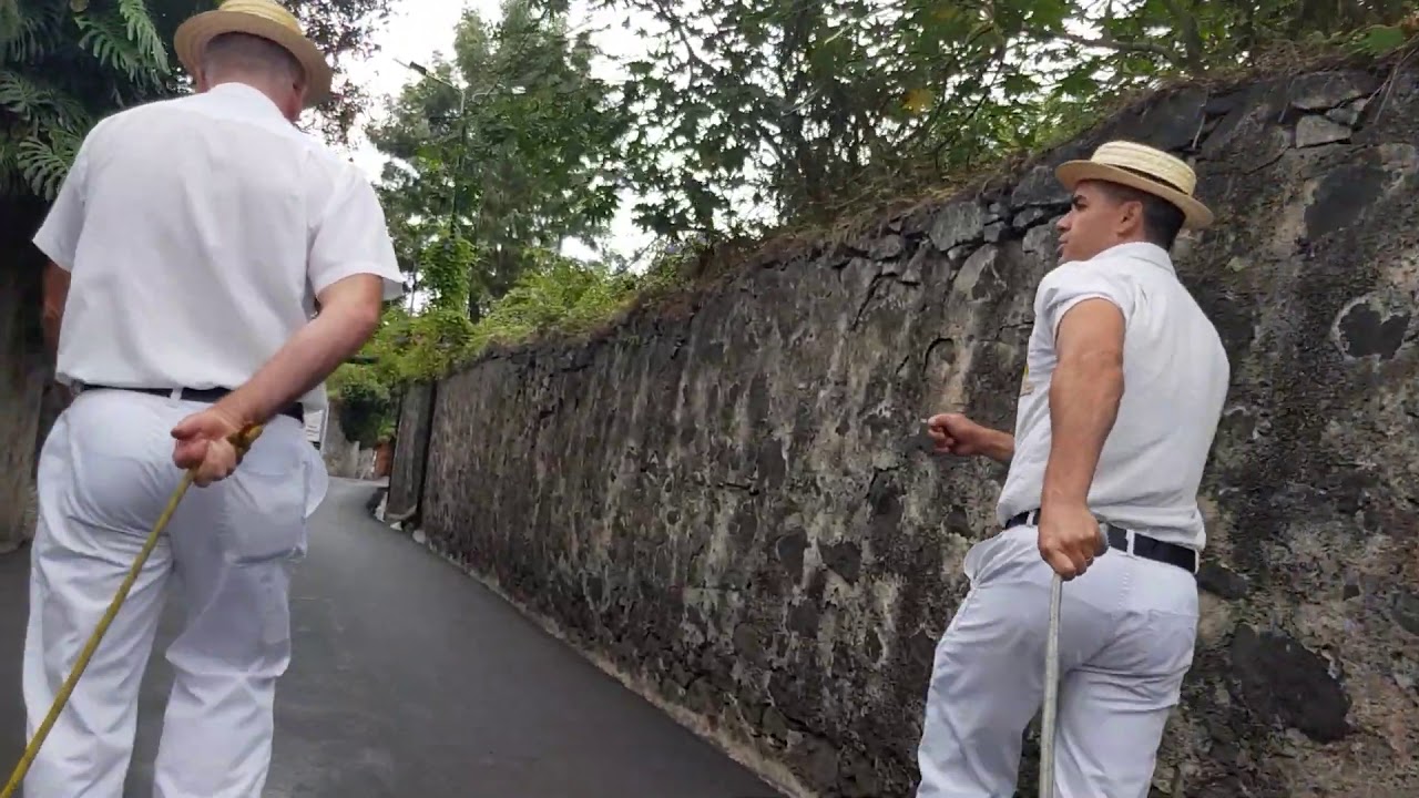 Madeira basket sled ride September 2019 / Korbschlittenfahrt Madeira ...