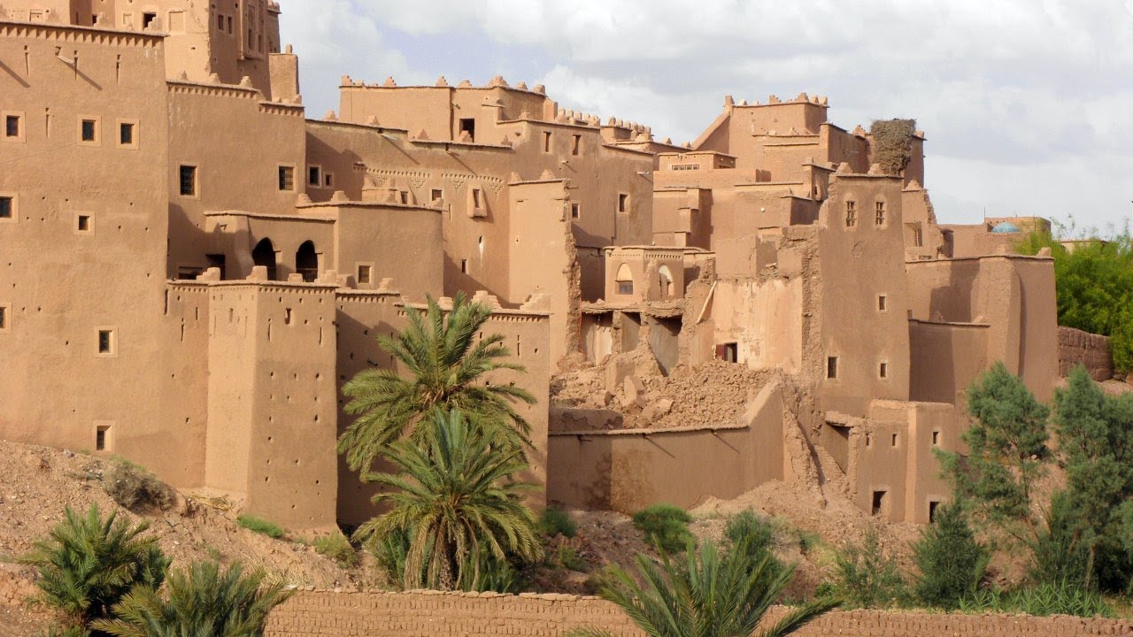 Morocco: Ouarzazate-Taroudant: kasbahs, medinas and souks. Lots of ...
