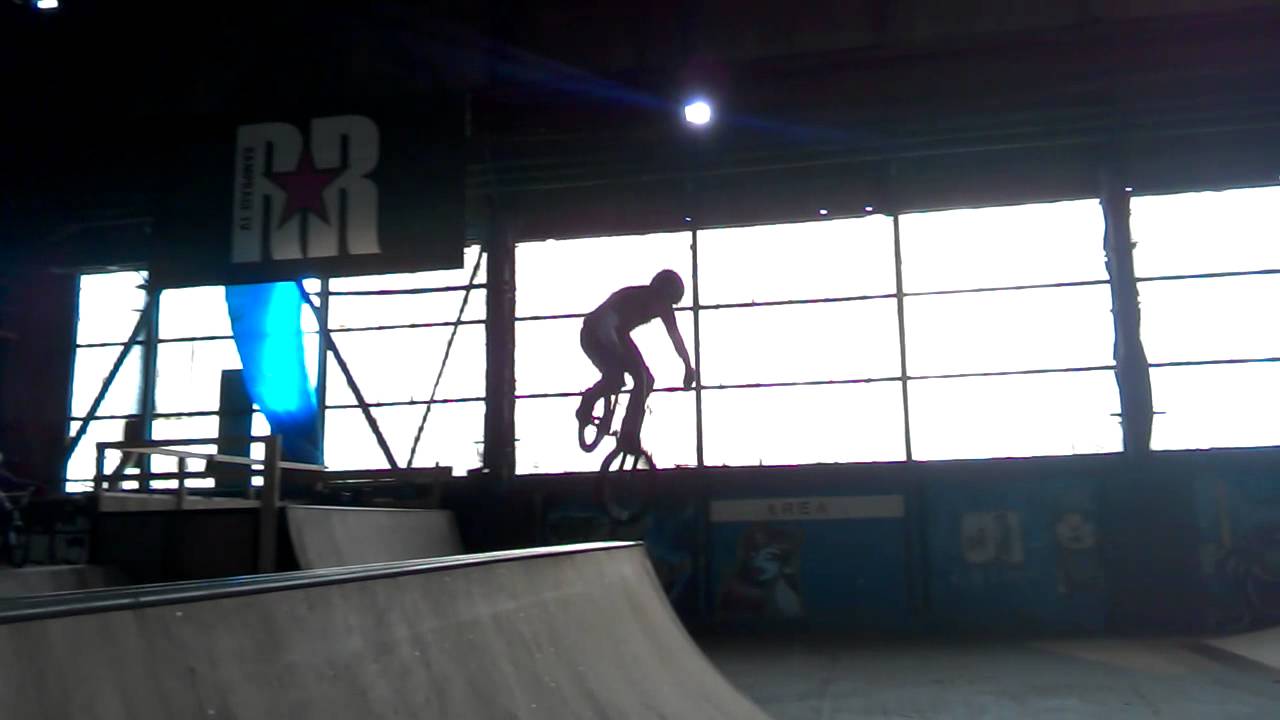Rob and Pete from Belfast BMX ridding at t13 - YouTube