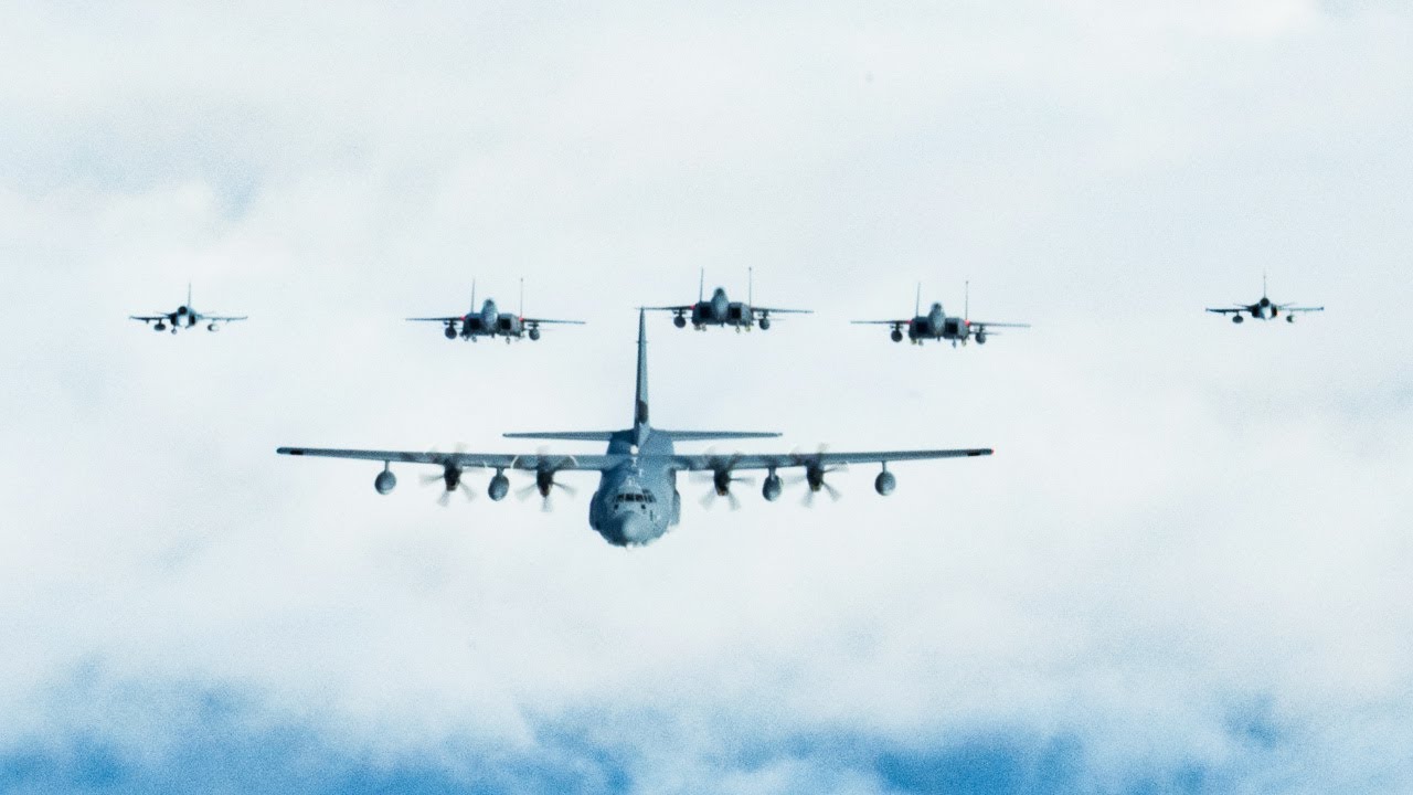 Swedish JAS-39 Gripens Escort U.S. Aircraft over Sweden for Baltic ...