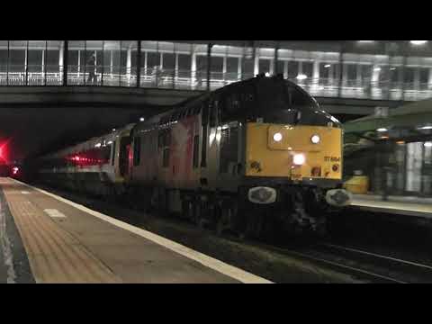 37884 passing through meadowhall dragging 2 class 465 sets 28/1/23 - YouTube