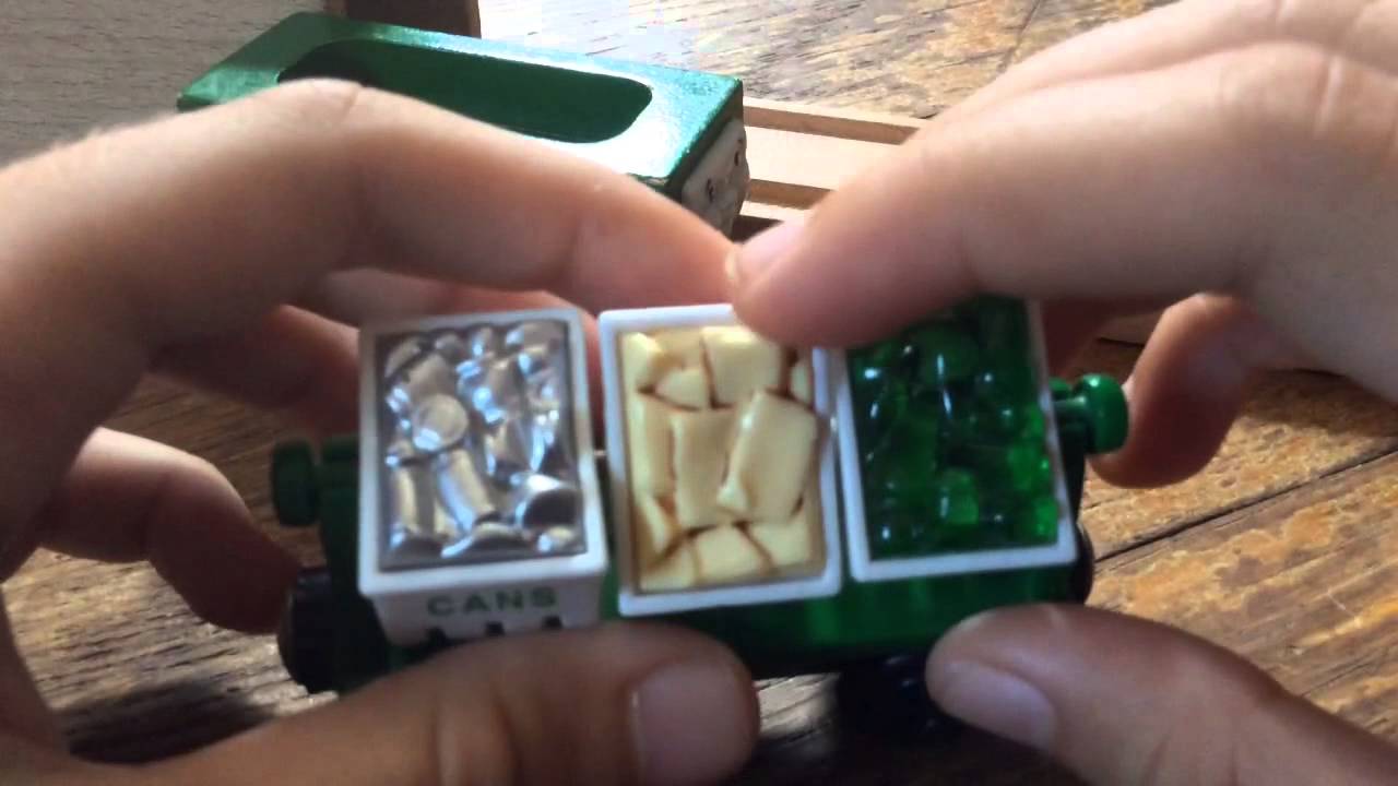 Thomas Wooden Railway Recycling Cars Review - YouTube