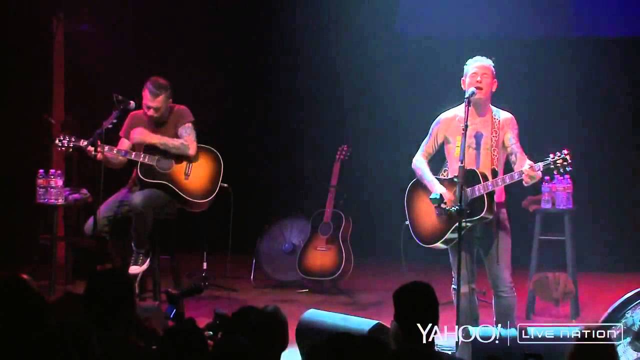 Corey Taylor - Chloe Dancer (Mother Love Bone Cover) - Live at House of ...