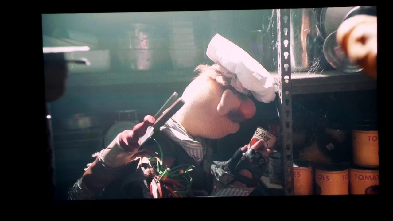 The Muppets - The Walking Bread - Live @ Hollywood Bowl 9/9/17 - YouTube