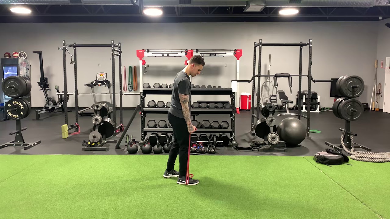 Band Single Arm Hammer Curls - YouTube