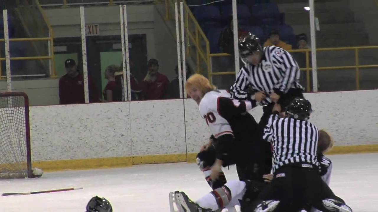 Fight: Sabre vs. Flyer Battle - YouTube