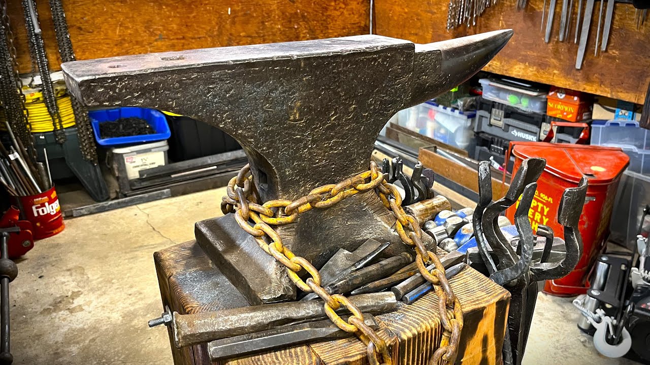 Vintage Blacksmith Anvil - Soderfors Paragon 125lbs - Brief History ...