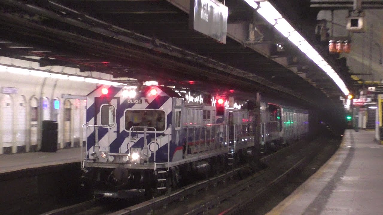 NYC Subway HD 60fps: Late Night Special Moves @ 181st Street (Layups ...