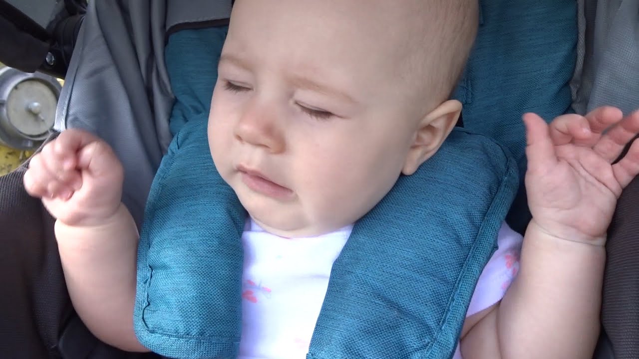 Hilarious Baby Scare - YouTube