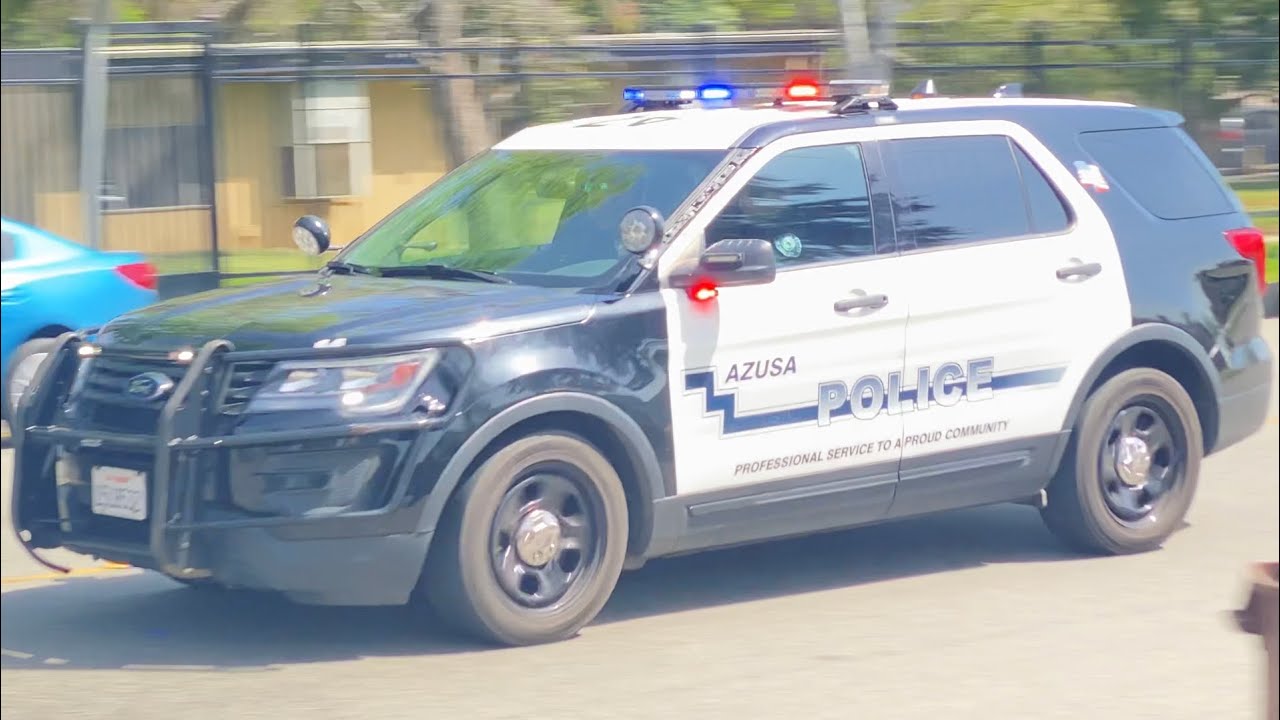 Azusa Police Responding Code 3 *FAST* - YouTube